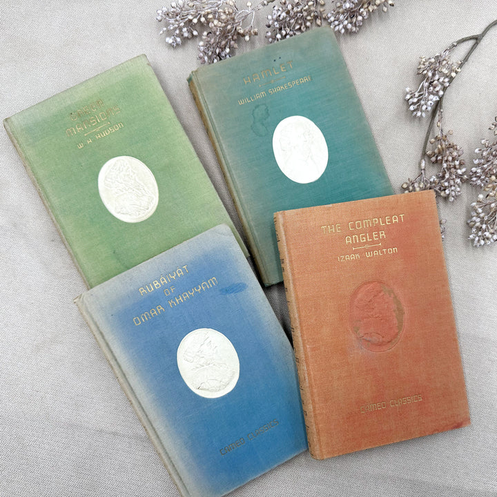 Ala Carte Ephemera – A House of Books