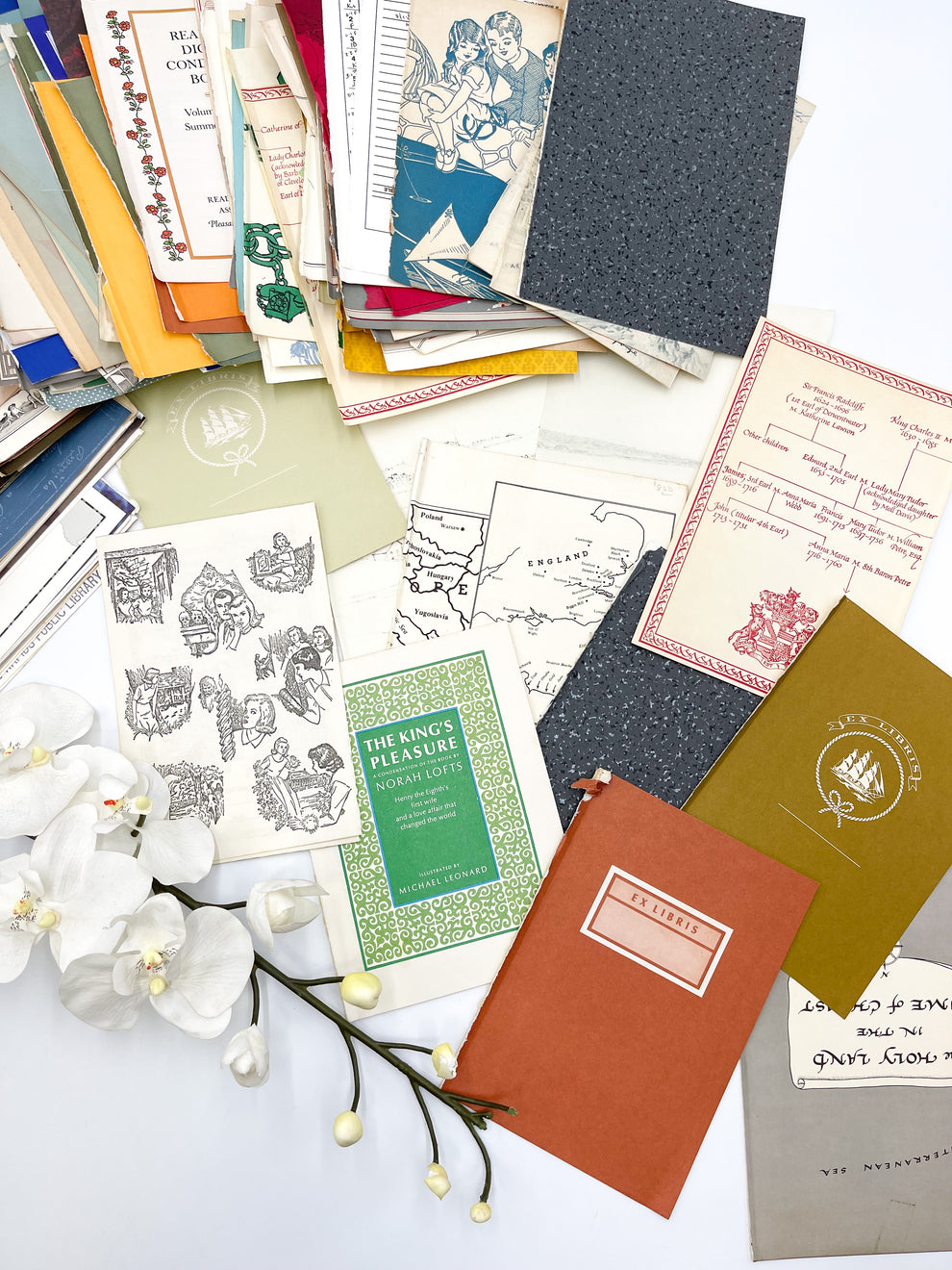 Vintage Book End Papers (Set of 10) – A House of Books